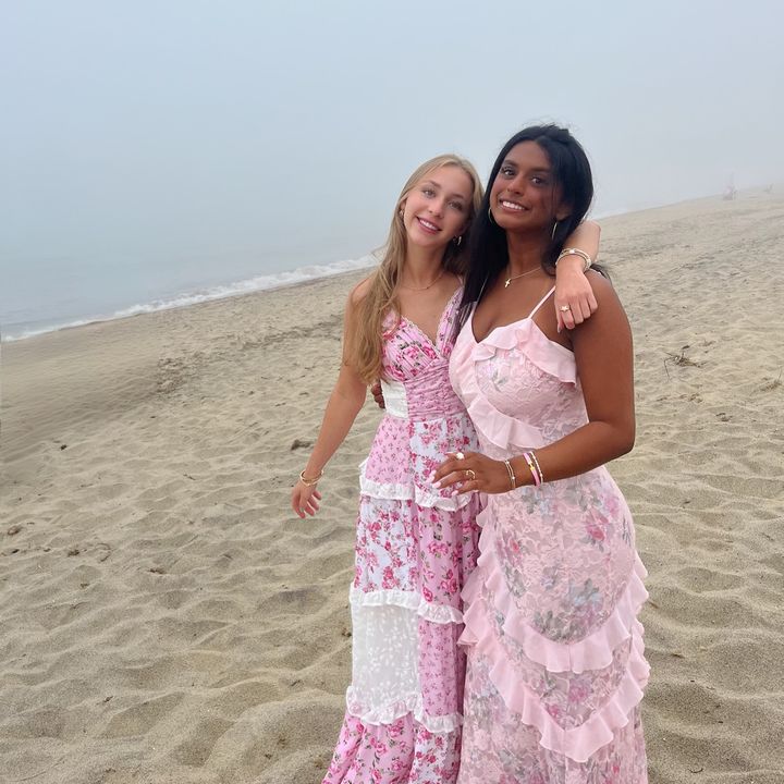 22.89K hearts, 1.31K | em sant (@emily_santtt)